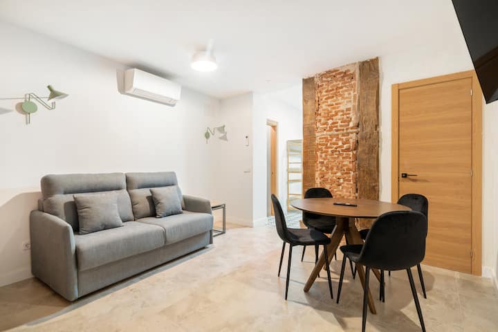 Nice Flat In Lavapiés At Street Level S23a - Madrid
