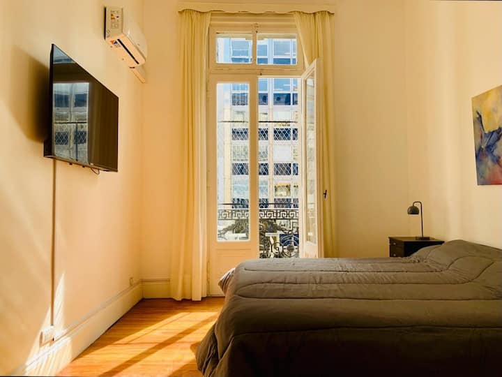 Great And Big Apartment In San Telmo. 7 Beds. Wifi - Buenos Aires