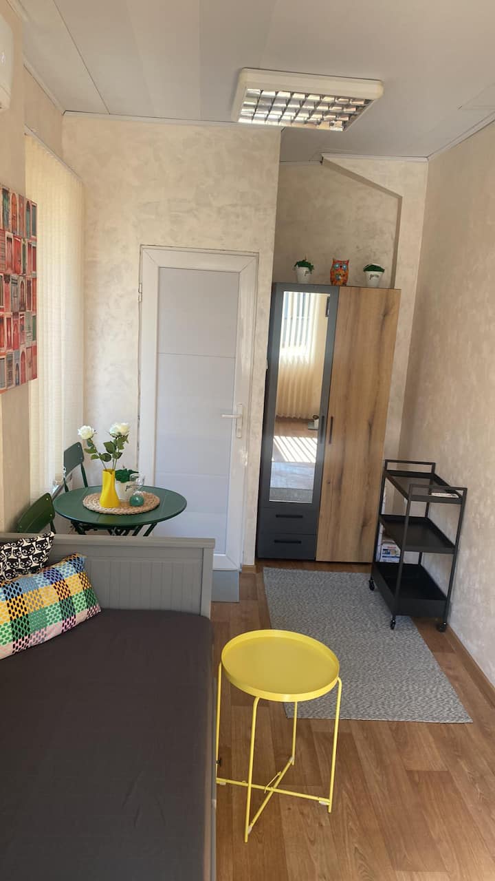 Oscar's Room - Varna