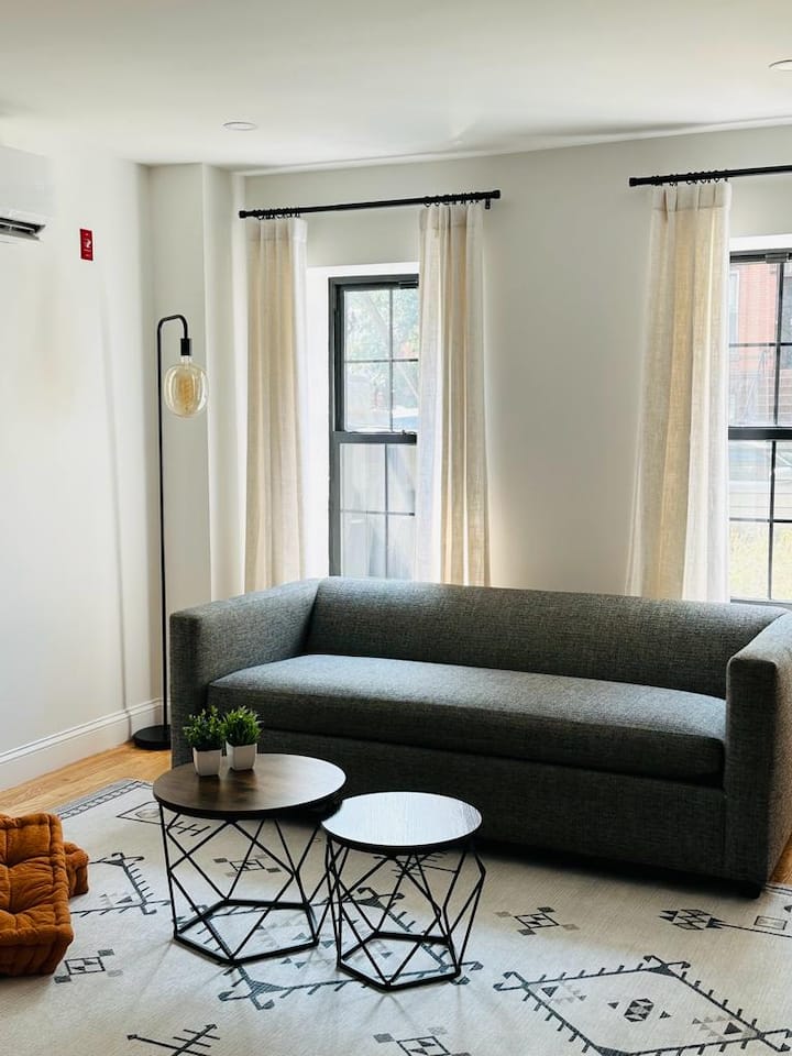 Cozy Crown Heights Retreat - Brooklyn, NY