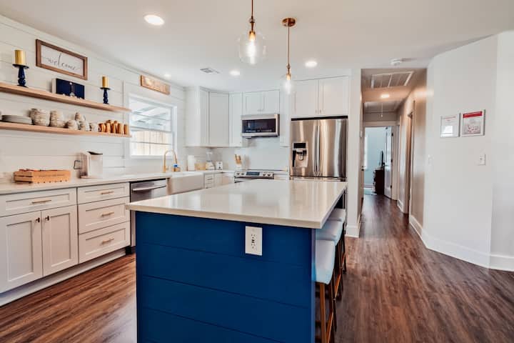 Port Of The Royal Center Of Area - Port Royal, SC