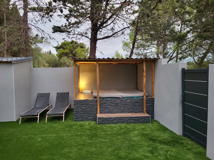 Jacuzzi Privé Avec Jardin (Idéal Couple & Famille) - Narbonne