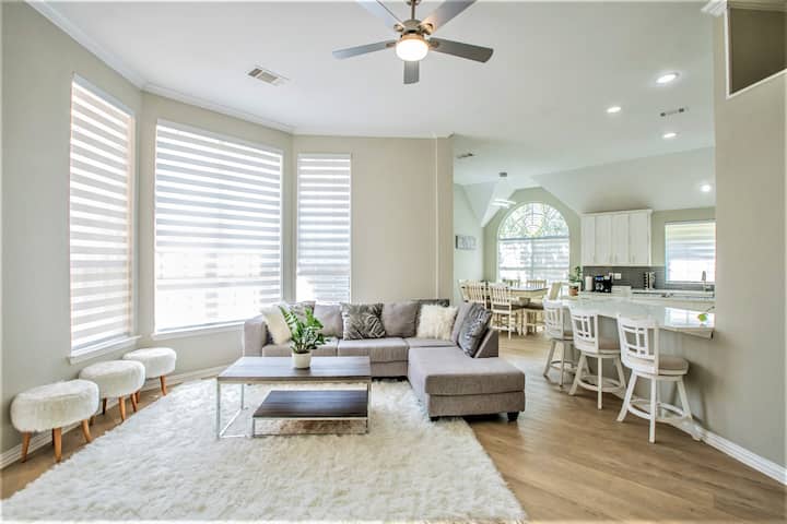 Centrally Located | Great Vibes | Family Friendly - Irving, TX