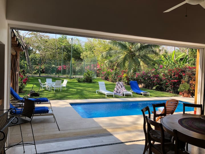 Casa H Golondrinas Alberca/jardin/privacidad - Zihuatanejo