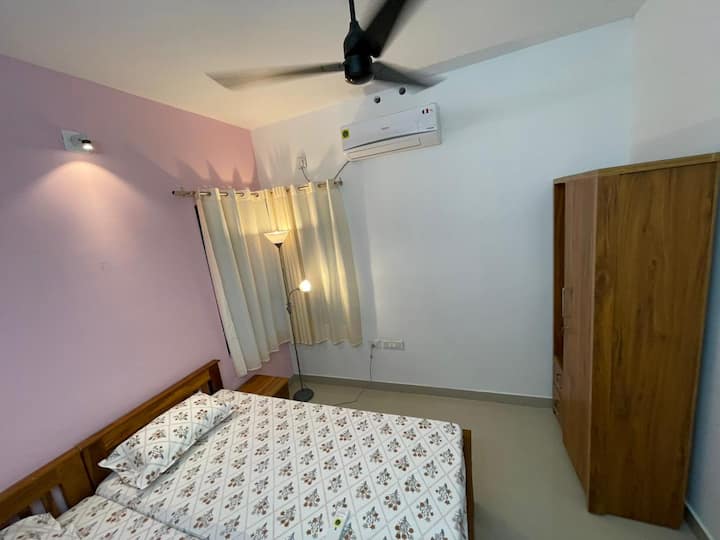 3bhk Ac Villa With Attached Baths - Trivandrum