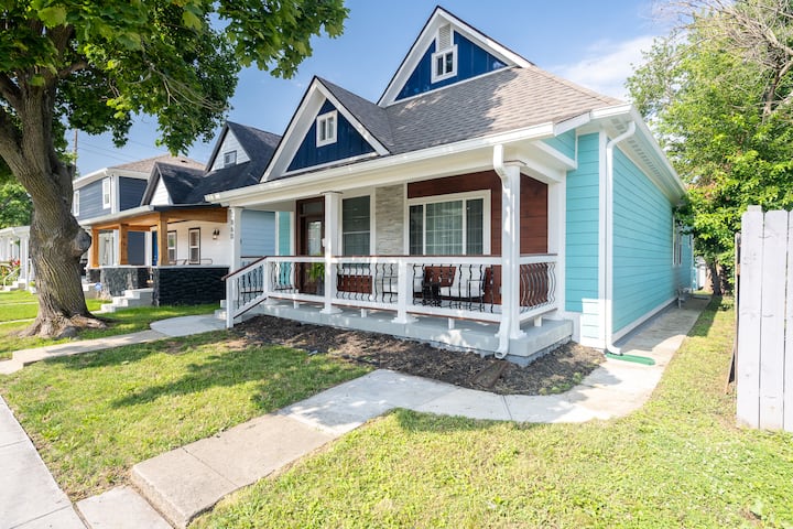 Spacious 5-bedroom Bungalow With En-suites - Indianapolis