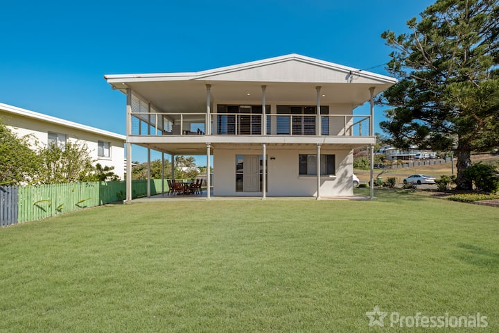 Island Pines - Emu Park