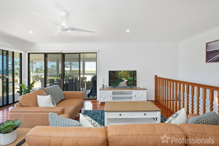 Island Pines - 1 Ferguson Street, Emu Park - Emu Park