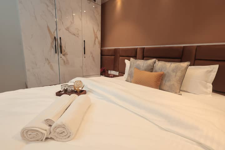 3bhk Luxury Apartment With Gym/clubhouse Access - Jaipur