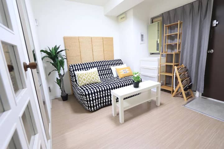 本町駅徒歩2分 心斎橋難波まで徒歩圏 赤ちゃん本舗隣 買い物便利 貸切アパートメント1015号室 - Japan
