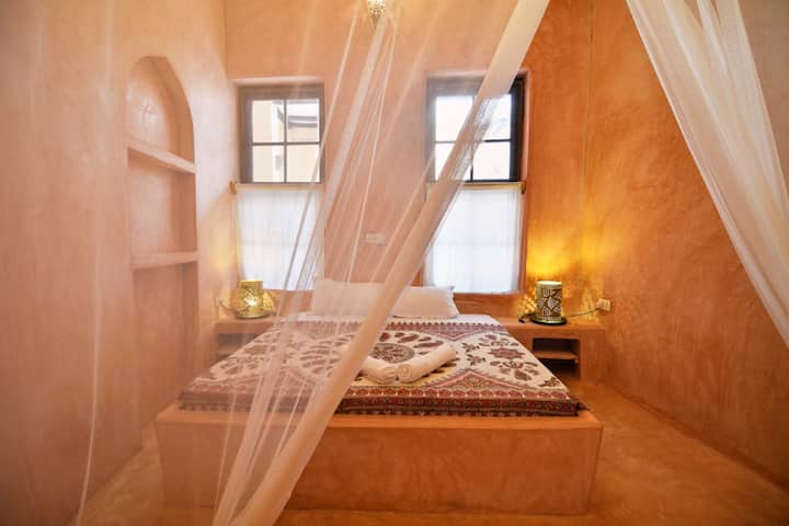 Tulia Old Town Family Room - Mombasa