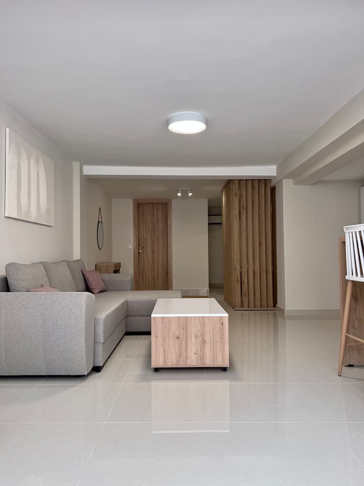 Minimal Cozy Apartment - Митилины