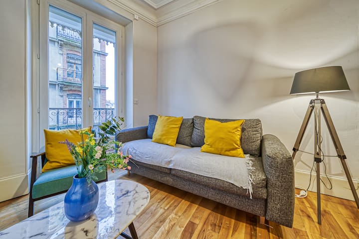 La Grande Suite Championnet 
 - Calme & Confort - ibis Styles Grenoble Centre Gare