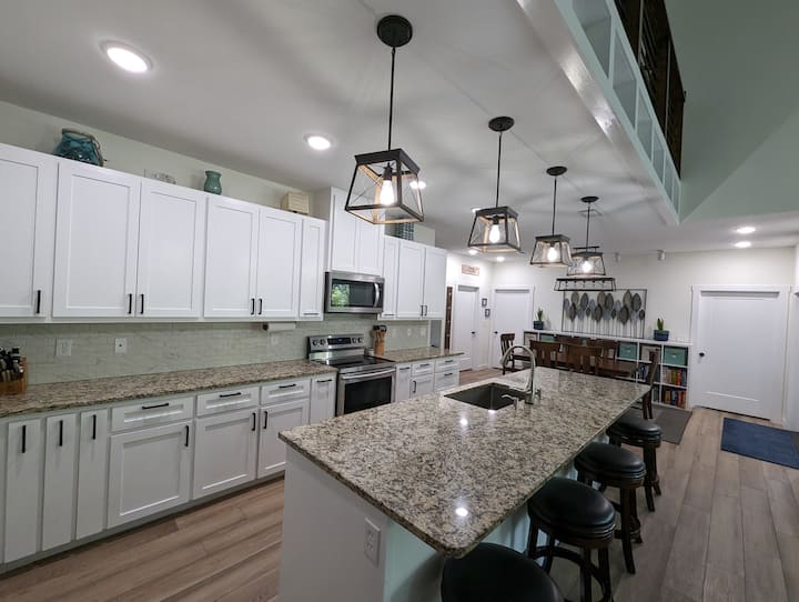 Silo Creek Retreat - House & 30 Acres With Creek! - Waco, TX