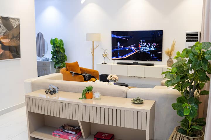Ultra Modern 3bed With Pool/gym/wi-fi Lekki - Nigeria