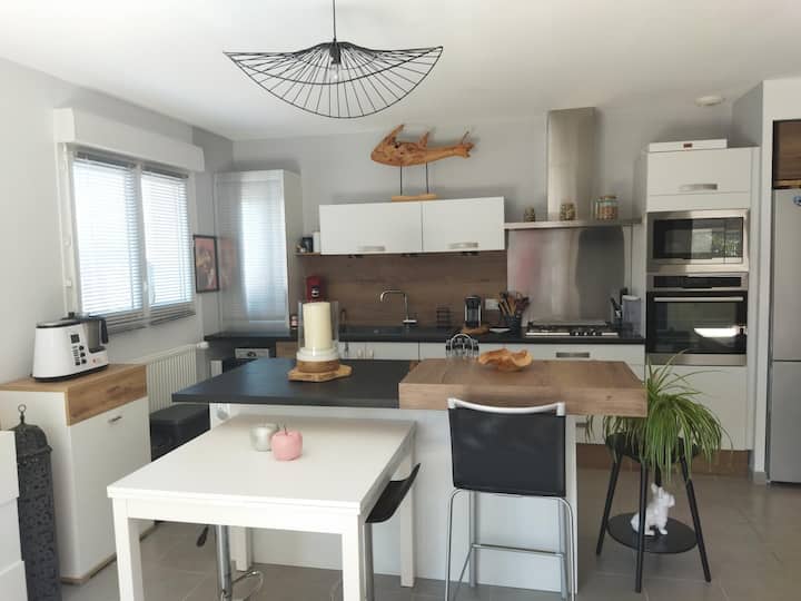 Coquette Petite Maison - Bourg-en-Bresse