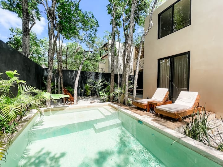 Casa Moon Child (Solar-powered), + All King Beds - Tulum