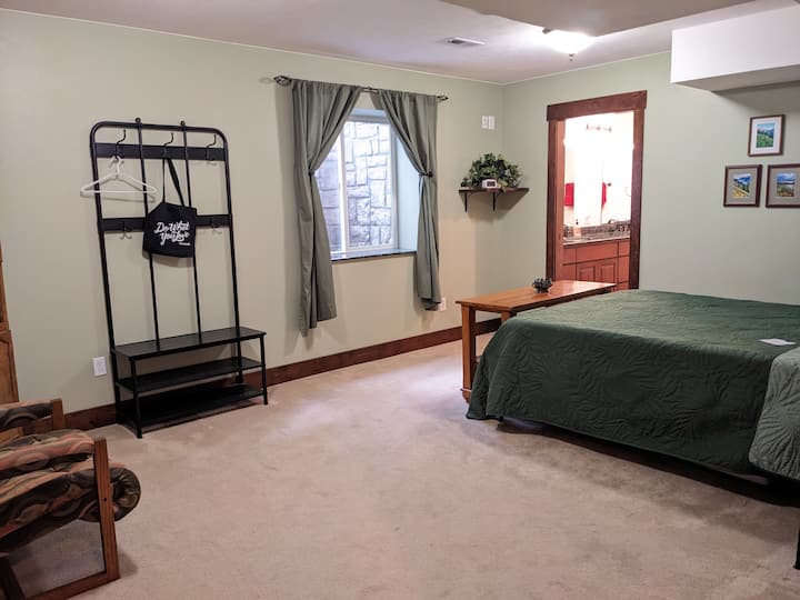 2br | Comfortable Basement Suite - Spokane Valley, WA