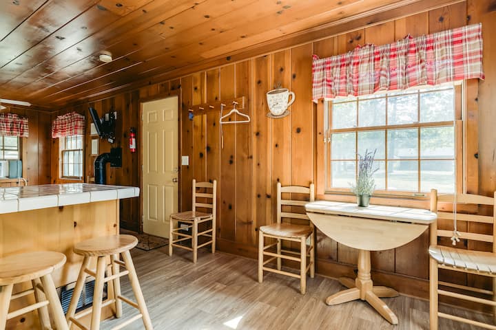 Wannigan Point Cabin #5 - Taylors Falls, MN