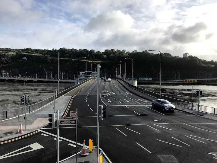 Bridge Panorama Apartment - Tramore
