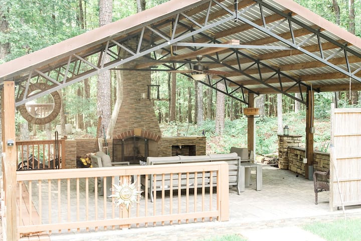 Peachwood Country Retreat - Fairburn, GA