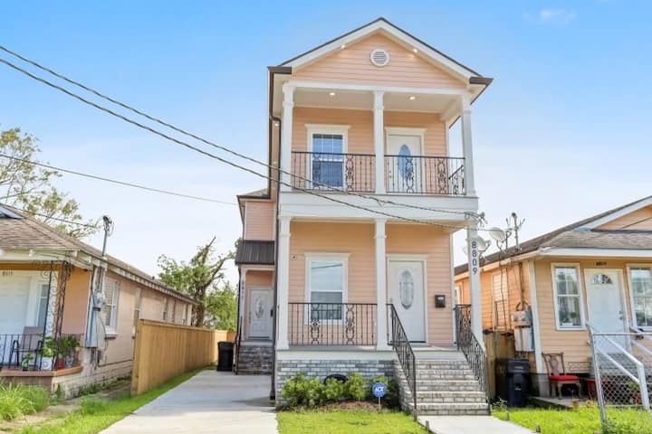 Pleasant Peachy Escape - Metairie, LA