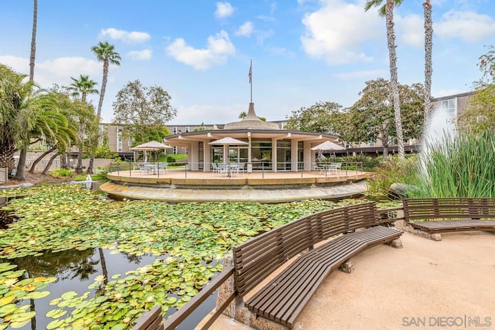 Enjoy Resort-style Living! - San Diego, CA