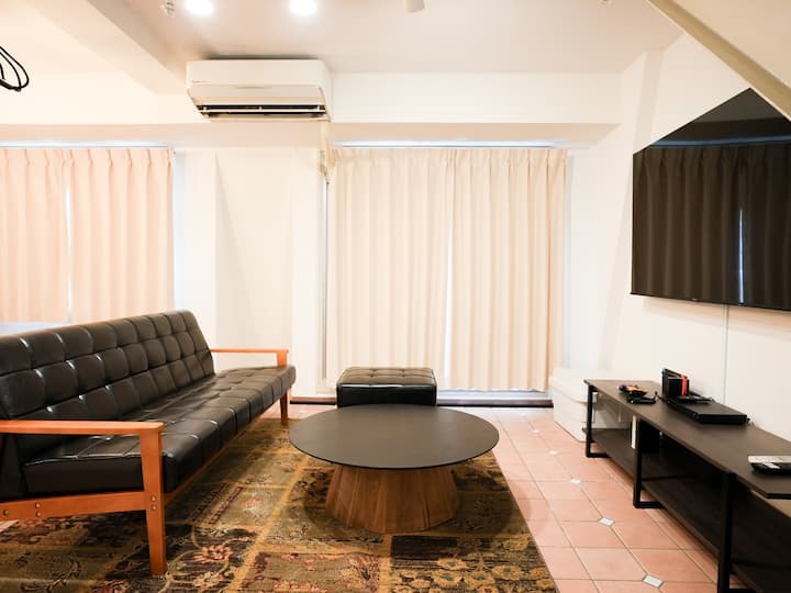 【アクセス超抜群】駅近で便利な沿線！お部屋から大阪の街を一望！最大6人利用可/任天堂スイッチ【ak】 - Osaka