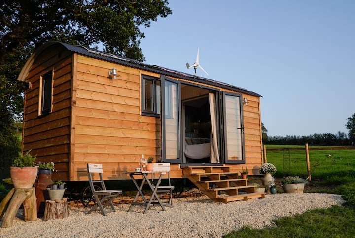 Rose's Hut Bruton - Wiltshire