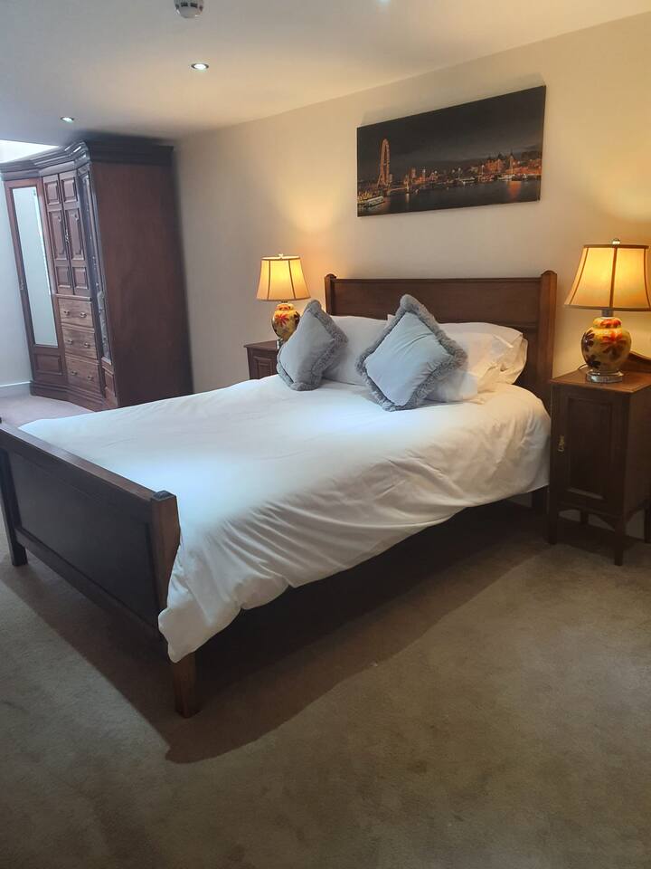 Guest Room In Baildon Center - Ilkley