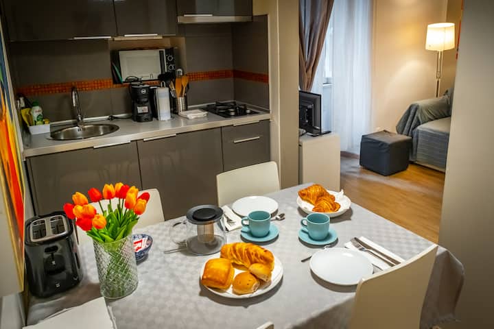 Perfetto Per 2/4 Ospiti (1 Coppia O Famiglia) - Rom