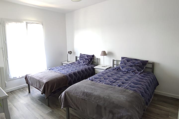 La Chambre Grise -Twin -Jardin -Parking - Sainte-Hermine