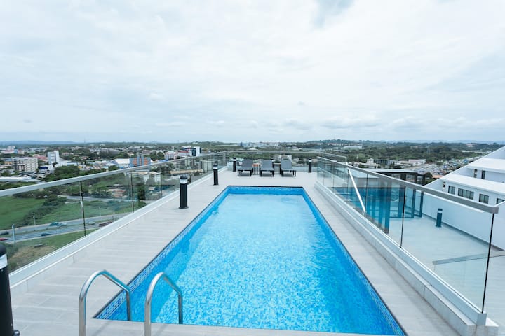 Must-see, Luxurious 2-bed Condo At Signature Apts - Ghana