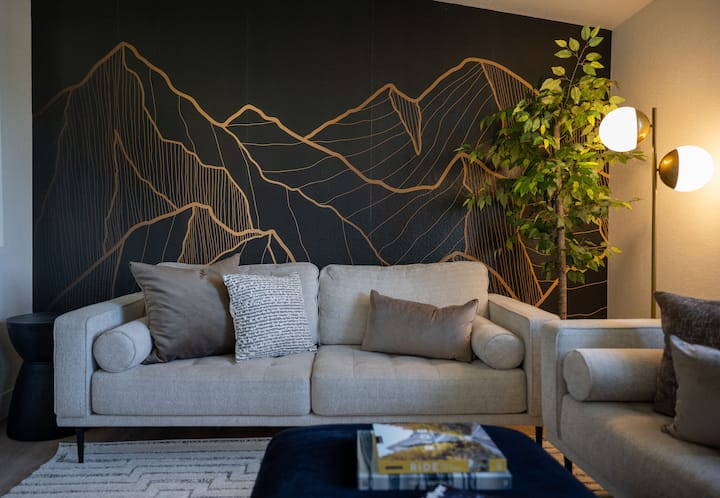 Minutes To Downtown Denver | Red Rocks | Sleeps 16 - Westminster, CO