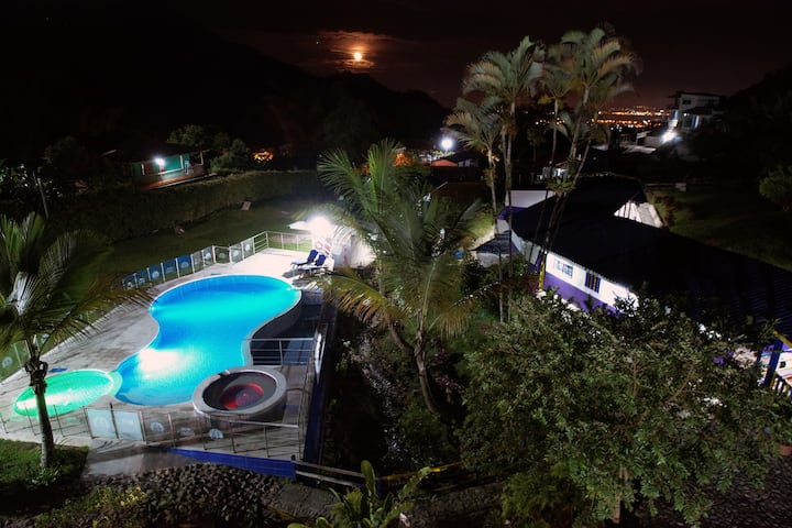 Finca De Descanso Familiar Eventos Piscina Ibague - Ibagué