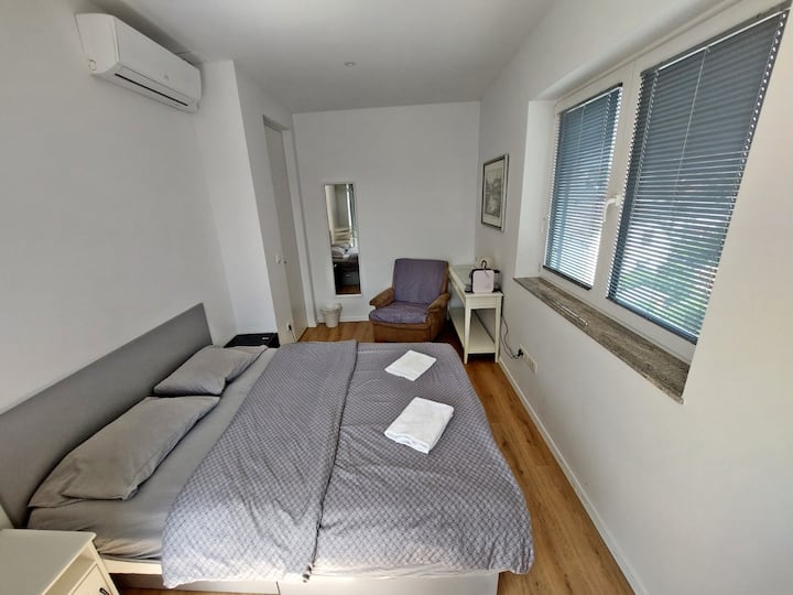 Rose Valley - Double Room With Shared Bathroom - Ljubljana