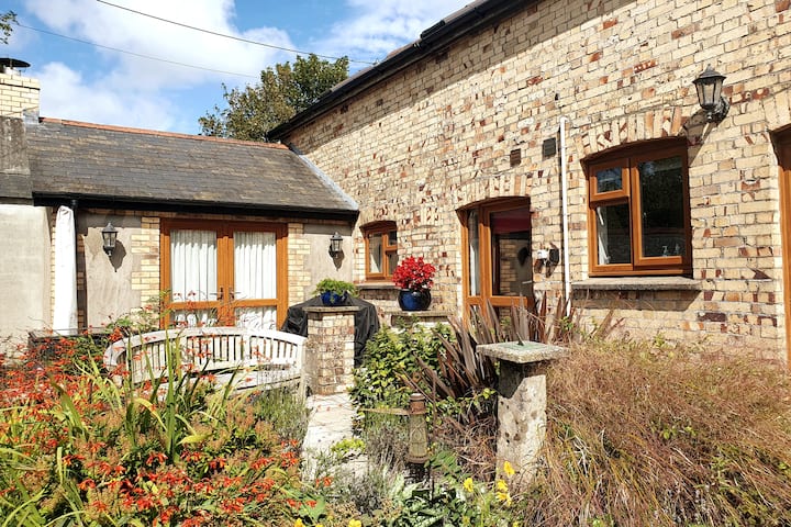Lane End Linney - In The Heart Of North Devon - Clovelly