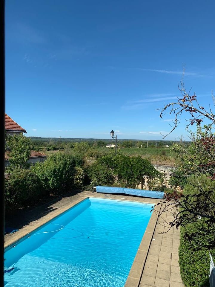Charming Traditional Gîte With Pool - Chinon