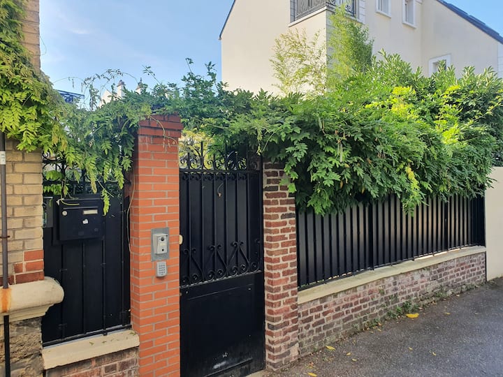 Maison / App Avec Jardin - Asnières-sur-Seine
