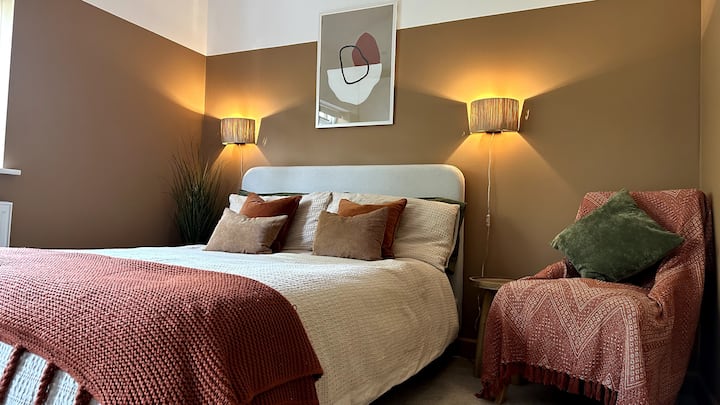 The Cinnamon Room - Solihull