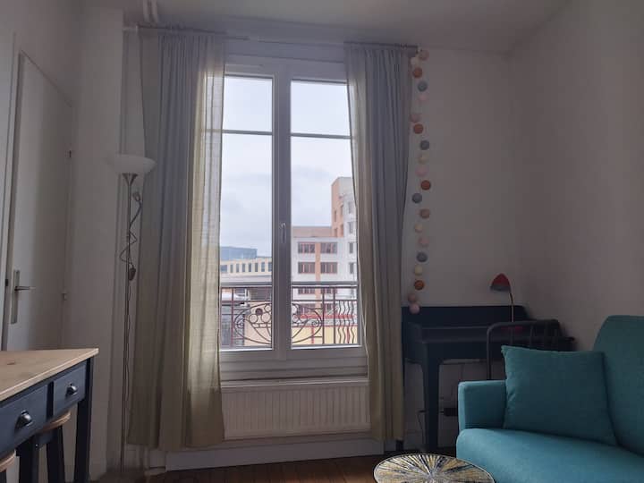 Le Cocon De Secrétan - Paris