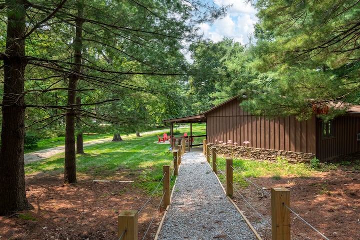 Deer | Firepit I King Bed I 10mins To Polaris - Polaris, OH