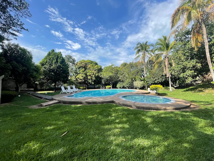 Casa Vacacional Con Piscina Privada - Mariquita