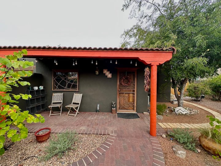 Nob Hill Stay - Albuquerque