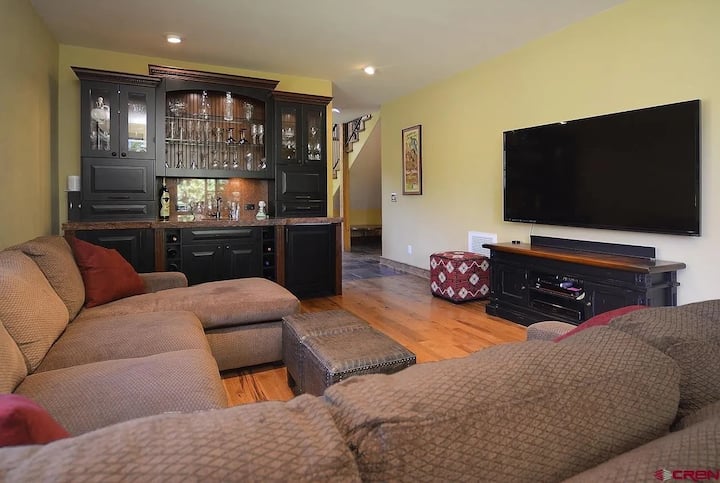Spacious Home With Hot Tub, Steam Sauna & Views - Crested Butte, CO