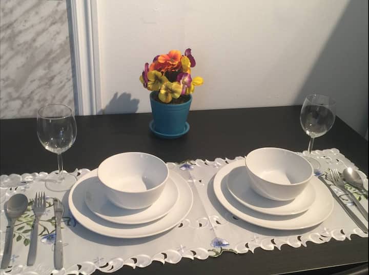 St-denis  Ii-4 Apt At Heart Of Montreal - Montreal