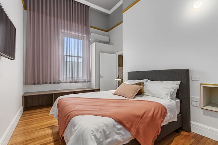 Costello Hotels Pt Augusta - 2 Bedroom Suite - Port Augusta