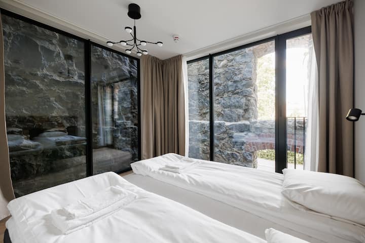 Modern Studio – Historic Hideaway - Stockholm