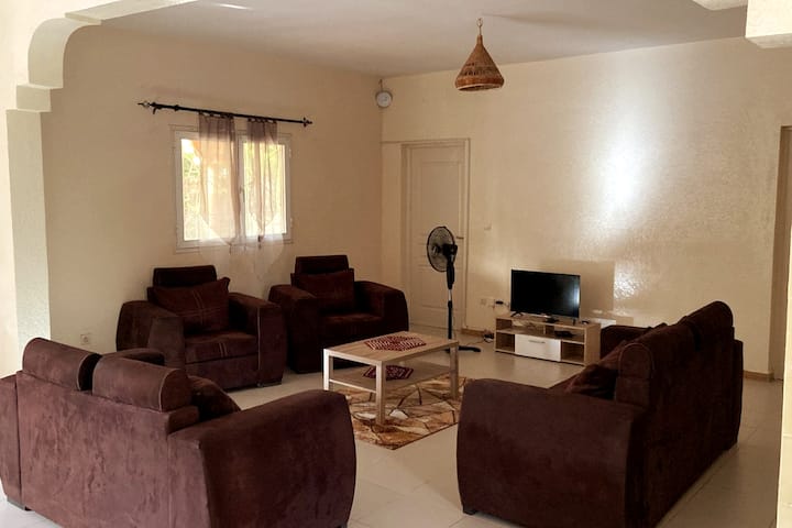 Villa Avec Piscine à Warang - I Mbind Diam - Senegal
