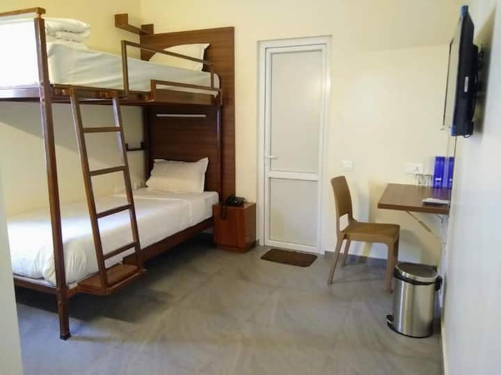 Avea- Well Designed Twin Room - Madurai